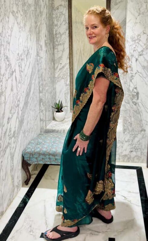 Delhi: Designer Threads & Hidden Workshops Tour - Textile Houses and Fabric Stores