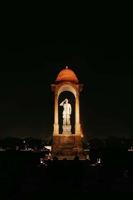 Delhi: Evening City Tour with Private Guide By Car - Who Would Love This Tour?