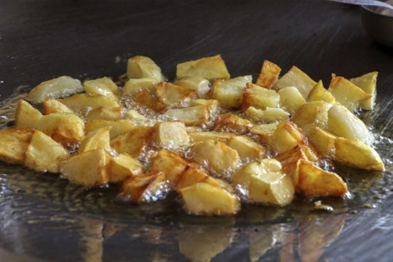 Delhi: Evening Tour of Old Delhi City with Guide - Authenticity and Reviews