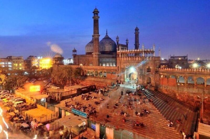 Delhi: Evening Tour of Old Delhi City with Guide - Who Should Consider This Tour?