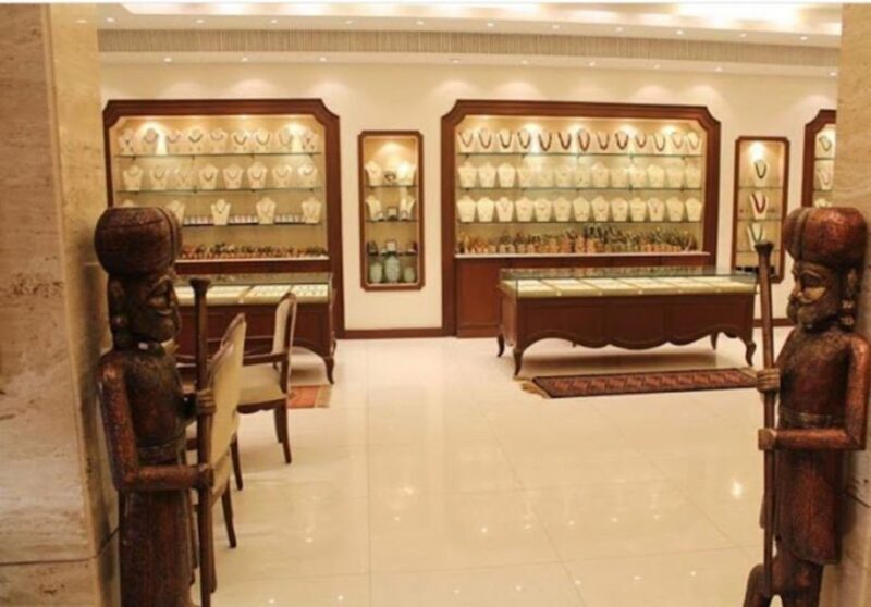 Delhi Exclusive Guided Shopping Tour in AC car and transfers - The Benefits of This Tour