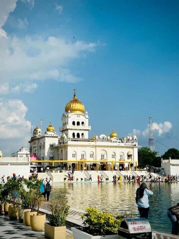 Delhi Famous Temples 4-Hour Guided Tour with Skip-the-Line - Key Points