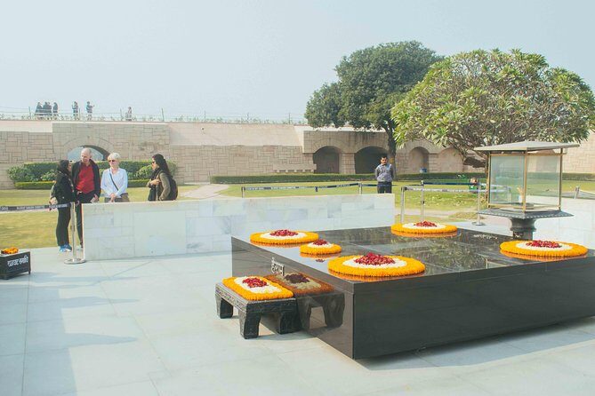 Delhi Footsteps of Mahatma Gandhi Half-Day Tour - What the Reviews Tell Us