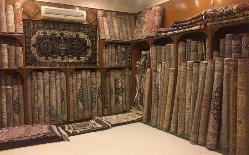 Delhi: Guided Shopping Tour Experience w/ Female Expert - The Itinerary: A Deep Dive into Delhi’s Market Scene