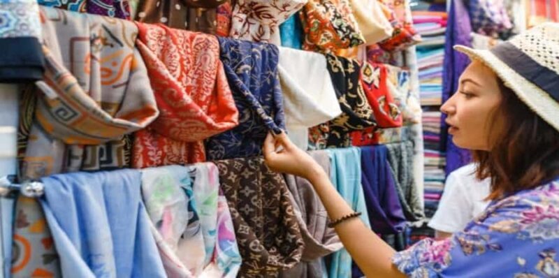 Delhi Hidden Shopping & Crafts Experience with Local Guide - Who Will Love This Tour?