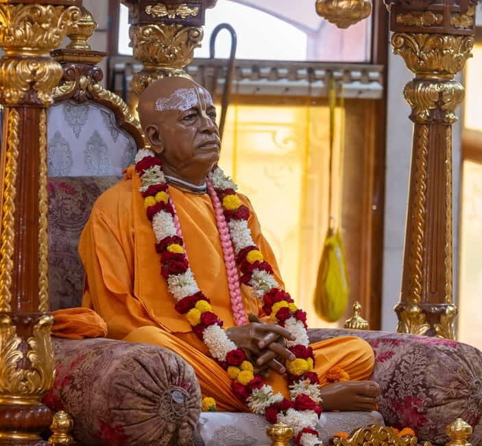 Delhi: ISKCON Temple - Find Devotion and Peace - Exploring the ISKCON Temple – What You Can Expect