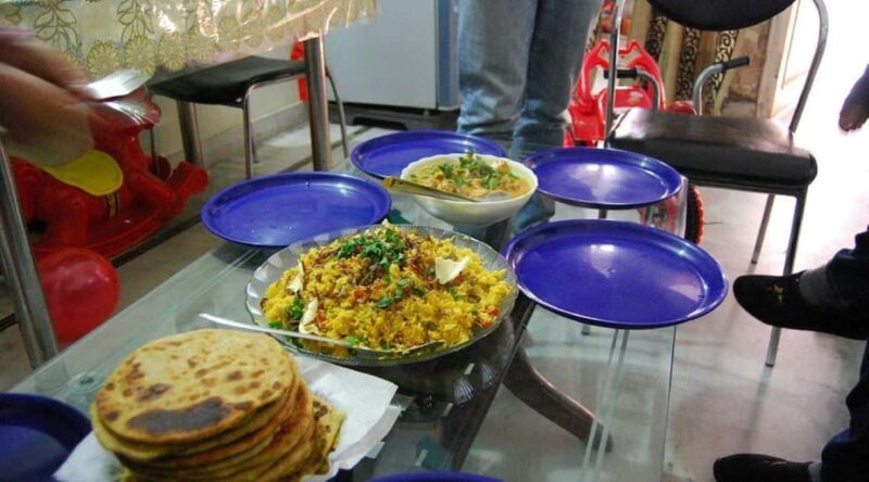 Delhi: Luxury Indian Cooking Class with Market Tour - Who Should Consider This Tour?