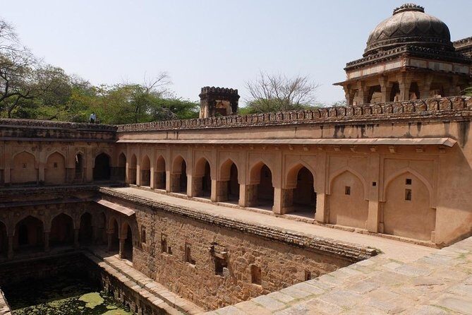 Delhi Mehrauli Archaeological Park Half Day Walking Tour - A Closer Look at the Itinerary