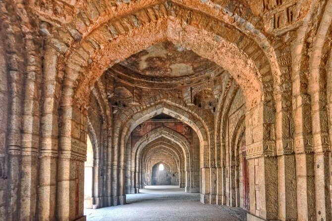 Delhi Mehrauli Archaeological Park Half Day Walking Tour - What to Expect From the Experience