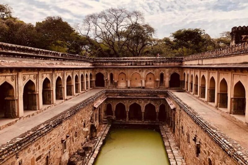 Delhi: Mehrauli Archaeological Park Tour with Qutub Minar - Who Will Love This Tour?