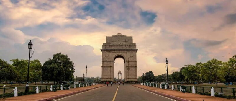 Delhi: New and Old Delhi Full-Day Tour - Key Points