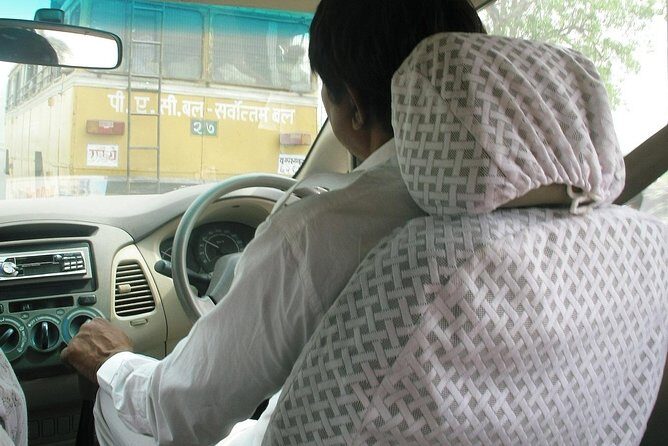 Delhi /New Delhi & Beyond transfer & travel in a Insured vehicle - Frequently Asked Questions