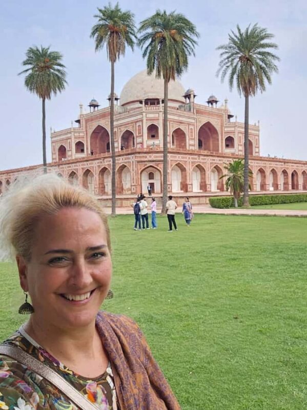 Delhi: Old and New Delhi Full Day Guided Tour with Transfers - Who This Tour Is Best For