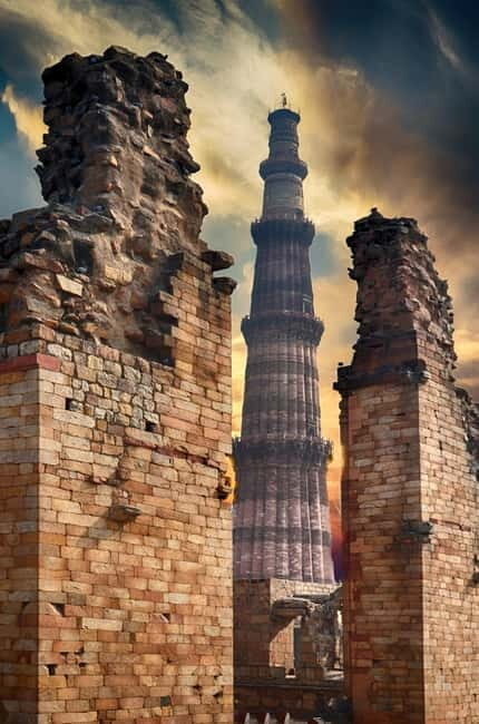 Delhi: Old and New Delhi Guided Full & Half Day City Tour - Transportation and Group Size