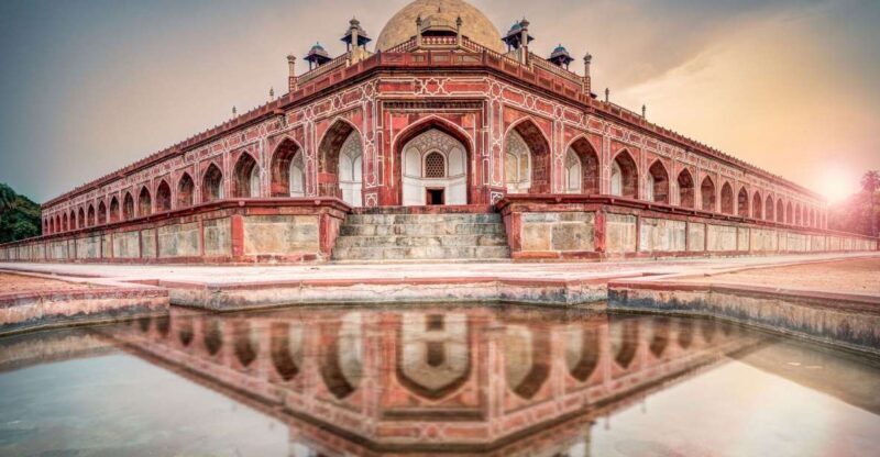 Delhi: Old Delhi & New Delhi Private Day Trip - Exploring Delhi: An Authentic Day of Wonders and Contrasts