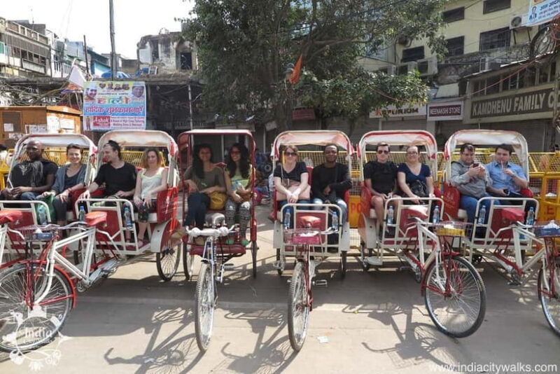 Delhi: Old Delhi Tour with Rickshaw Ride & Hotel Pickup - Key Points