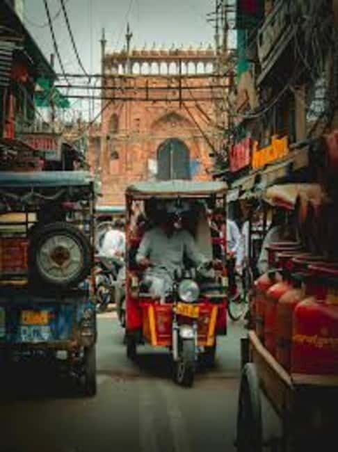 Delhi: Old Delhi Tuk-Tuk Tour with Snacks and Drinks - The Full Experience: A Detailed Look