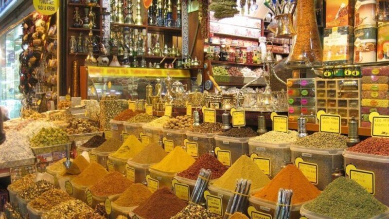 Delhi: Old Delhi Walking Tour with Rickshaw Ride - Key Points