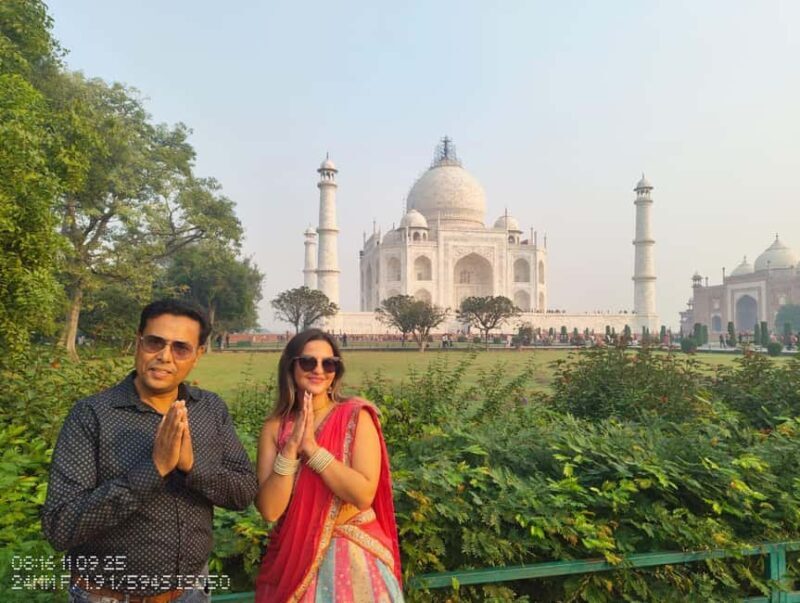 Delhi: Overnight Agra/Taj Mahal Tour & Fatehpur Sikri Tour - An Overview of the Tour Experience