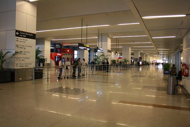 Delhi - Private arrival transfer from Airport to Hotel - The Experience: What’s the Actual Ride Like?