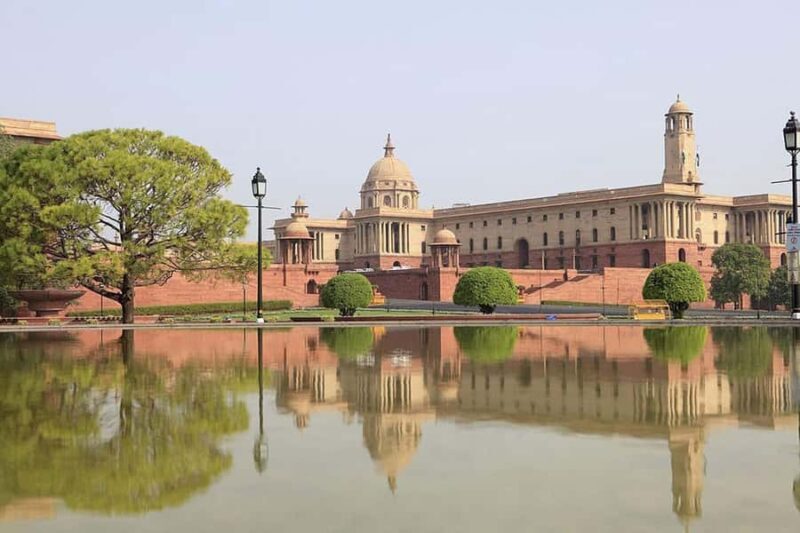 Delhi : Private Delhi Half-Day Tour With Guide and Lunch - Starting Point: Hotel Pickup and Comfort