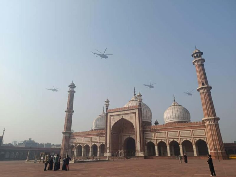 Delhi: Private Full-Day City Tour Old & New Delhi Experience - Key Points