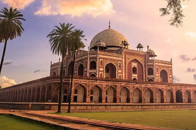 Delhi: Private Guided Full-Day Tour of New Delhi And Old Delhi - The Itinerary Breakdown
