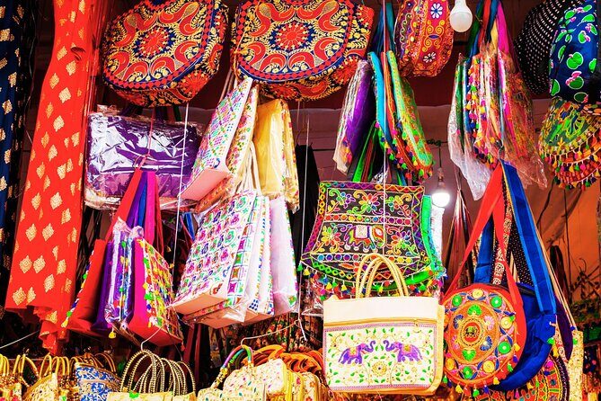 Delhi: Private Guided Shopping Tour with Transfers - FAQ