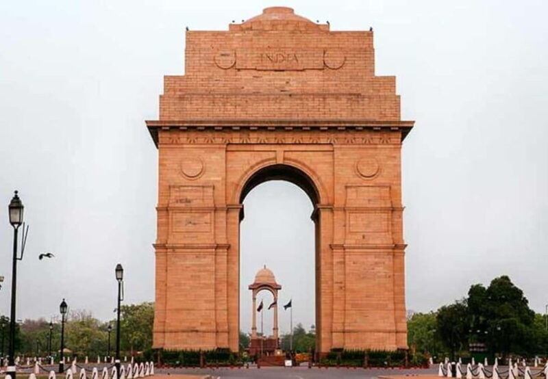 Delhi: Private Guided Temples And Spiritual Tour By Car - Akshardham Temple: Modern Grandeur with Spiritual Depth