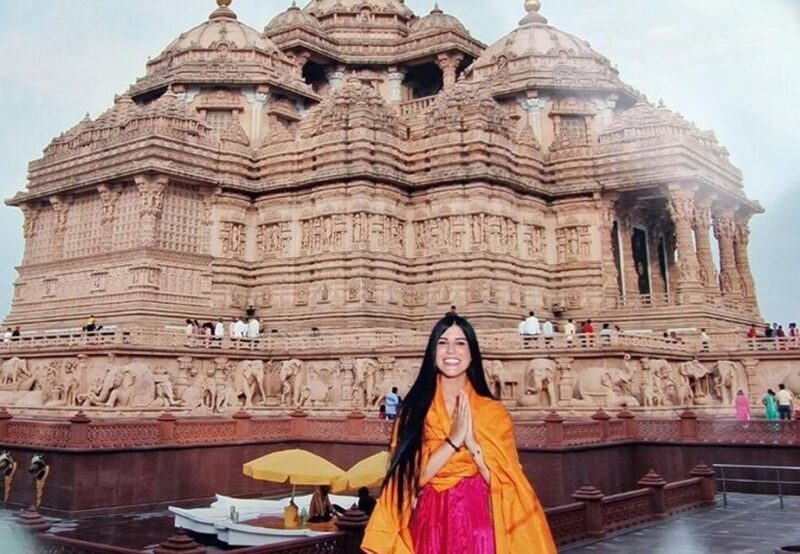 Delhi: Private Guided Temples And Spiritual Tour By Car - Key Points