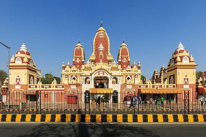 Delhi: Private Half-Day Delhi Temple Tour with Hotel Transfers - Why This Tour Represents Good Value