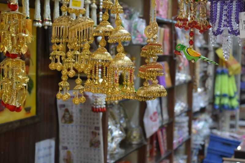 Delhi: Private Half-Day Guided Shopping Tour with Transfer - What Travelers Say: Authentic Feedback