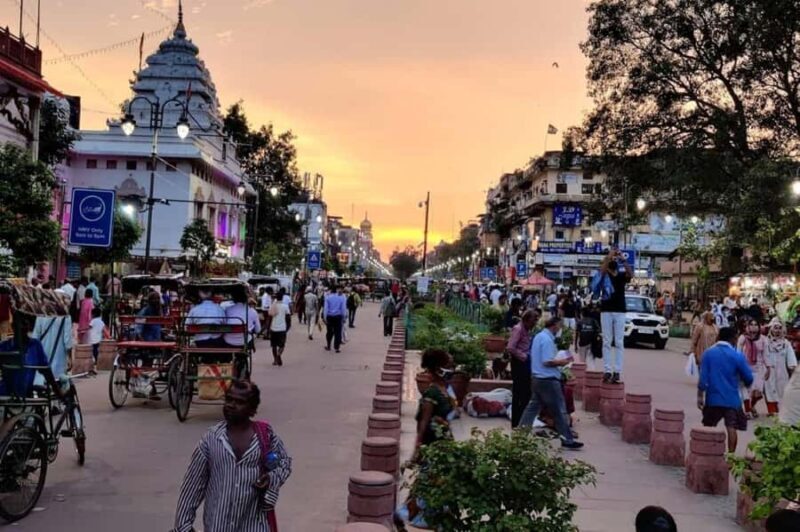 Delhi: Private Half-Day Shopping Tour with Choice of Guide - The Practicalities