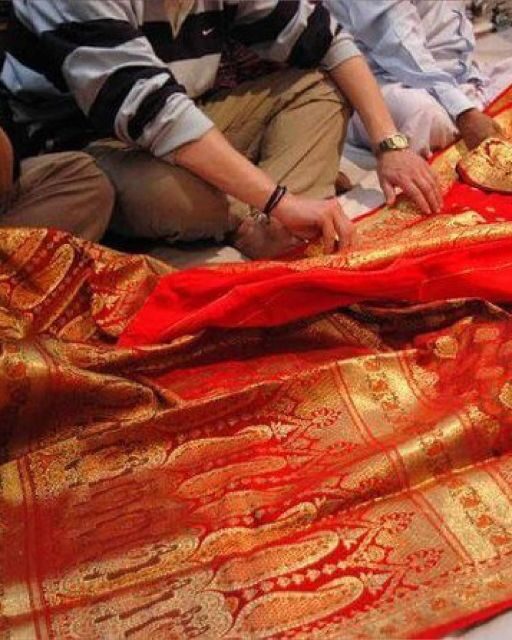 Delhi: Private Half-Day Shopping Tour with Guide & Transfers - Practical Details & Tips