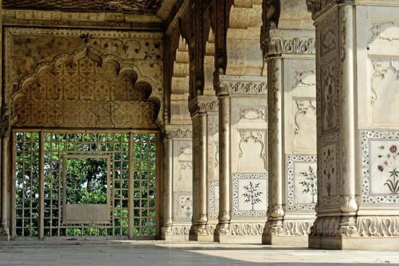 Delhi: Private Old and New Delhi Day Tour - Key Points