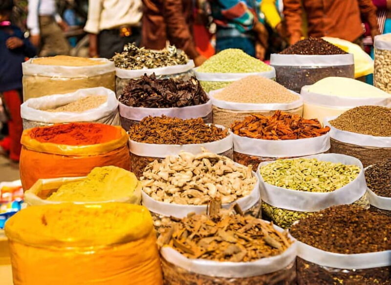 Delhi: Private Shopping Tour with a Local Guide and Transfer - FAQ