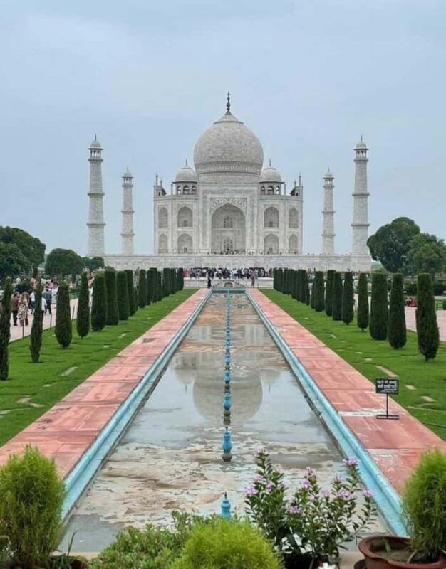 Delhi : Private Taj Mahal with Elephant Sanctuary Tours - Exploring Agra Fort: A Mughal Stronghold