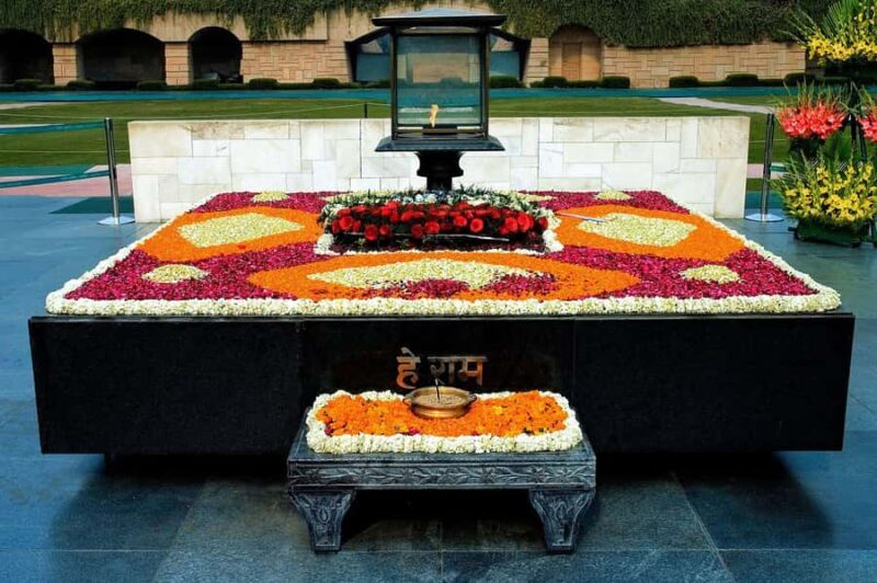 Delhi: Raj Ghat Memorial Guided Walking Tour - Who Should Consider This Tour?