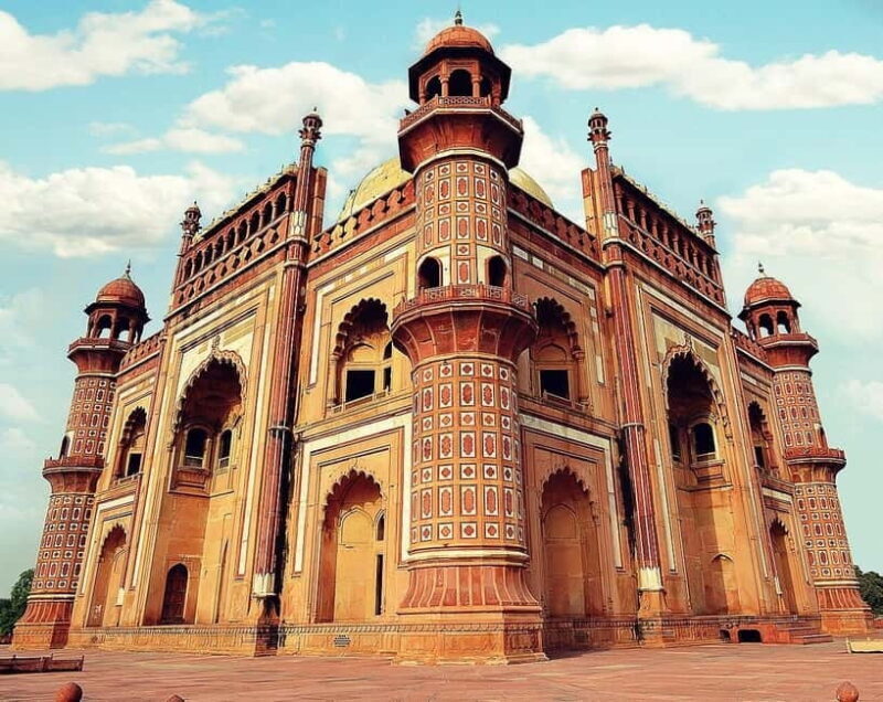 Delhi: Safdarjungs Tomb Guided Walking Tour - Who Should Consider This Tour?