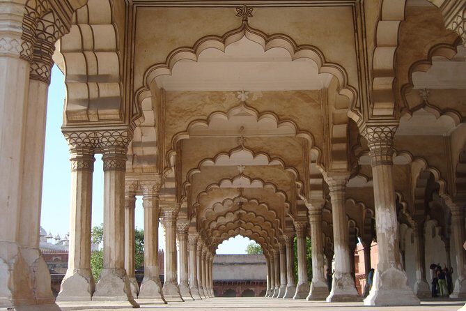 Delhi - Same day excursion to Agra - What Travelers Can Expect: Realities and Insights