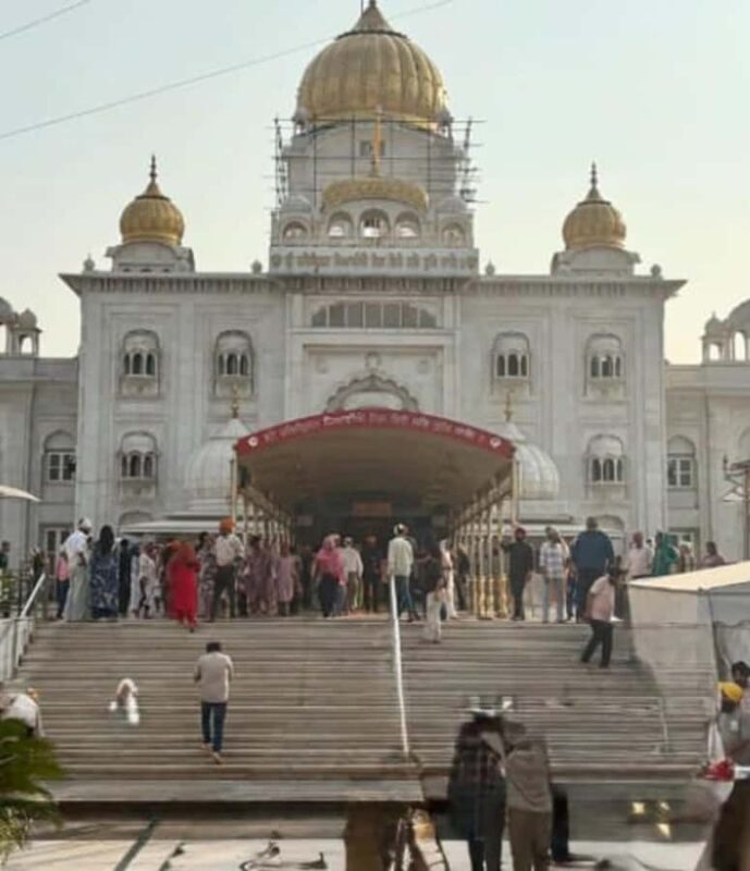 Delhi: Sikh Temples Tour with Pickup and Guide - A Closer Look at What to Expect