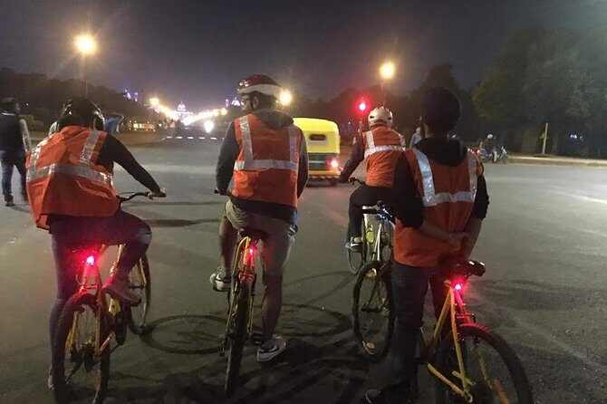 Delhi Starry Night Cycling Tour - A Fresh Perspective on Delhi After Dark