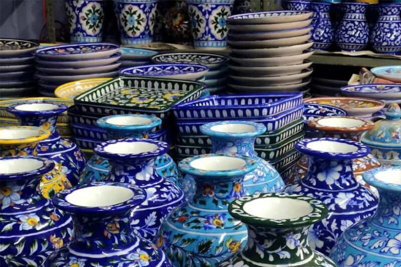 Delhi -State Emporiums Experience the vibrant Tapestry - FAQ