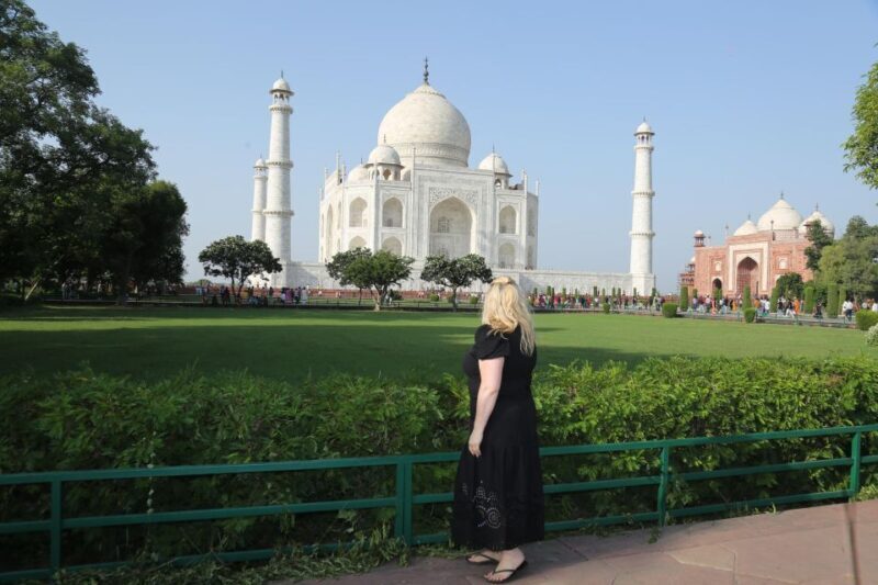 Delhi: Sunrise Taj Mahal and Agra Tour by Car -All Inclusive - Key Points