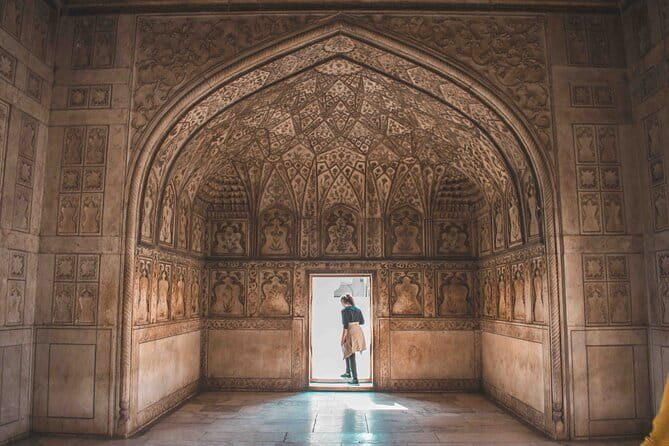 Delhi Temple and Spiritual Sites Private Day Tour - 6 hours - The Sum Up