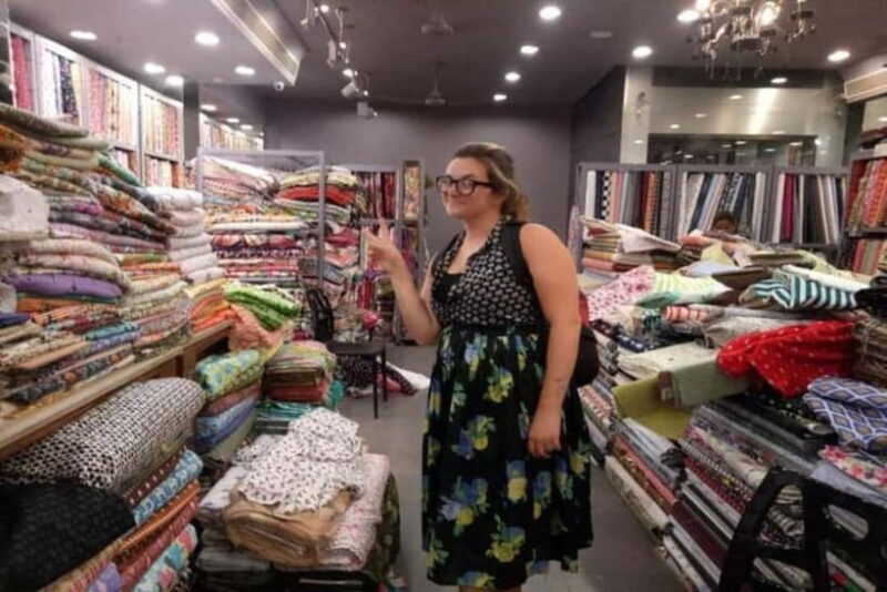 Delhi: Textile Trail Tour with Artisan Interaction - Why This Tour Works for Different Travelers