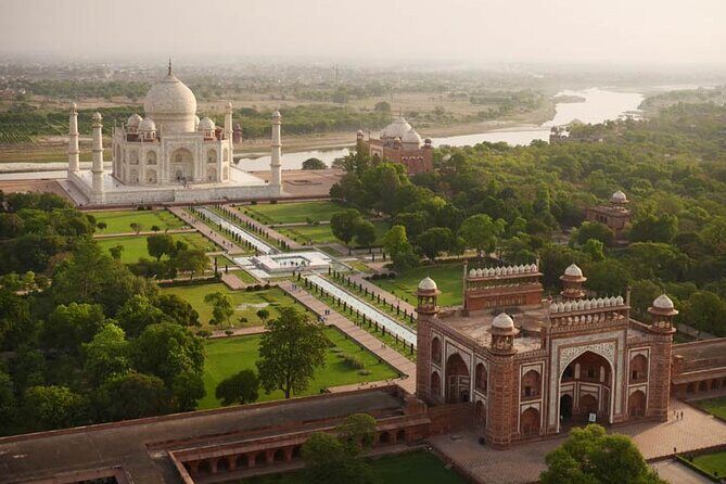 Delhi to Agra drop only (one way cab) - The Journey: What to Expect