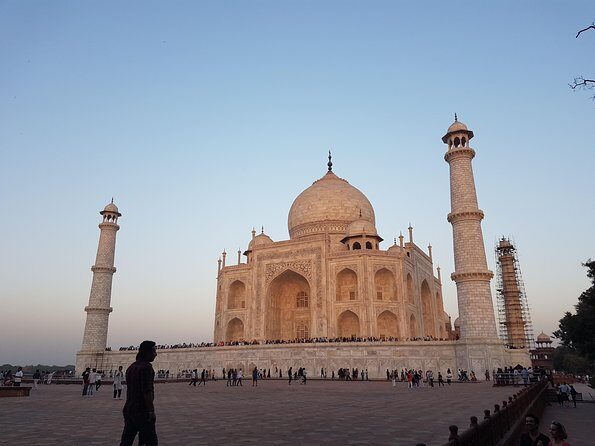 Delhi To Agra Overnight Trip by Car - Exploring the Itinerary: What You’ll Actually Do