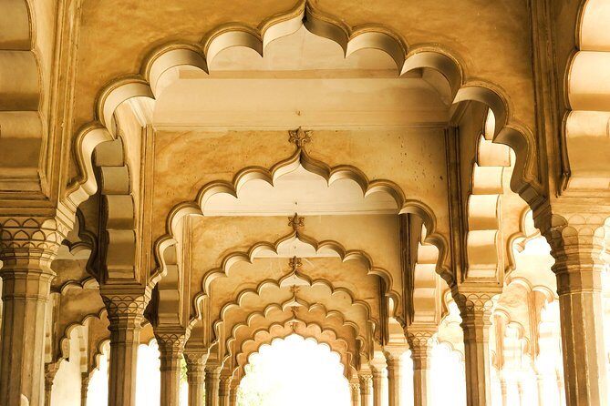 Delhi to Agra Taj Mahal Private Day Trip by Superfast Train - FAQ