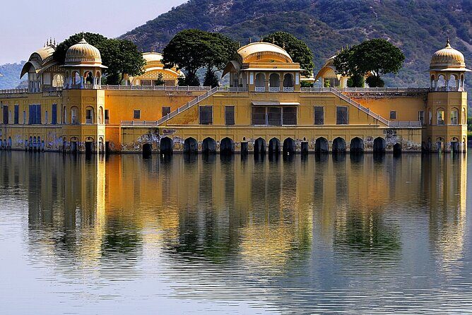 Delhi to Jaipur Private Day Trip by Express Train With Lunch - The Value of This Tour